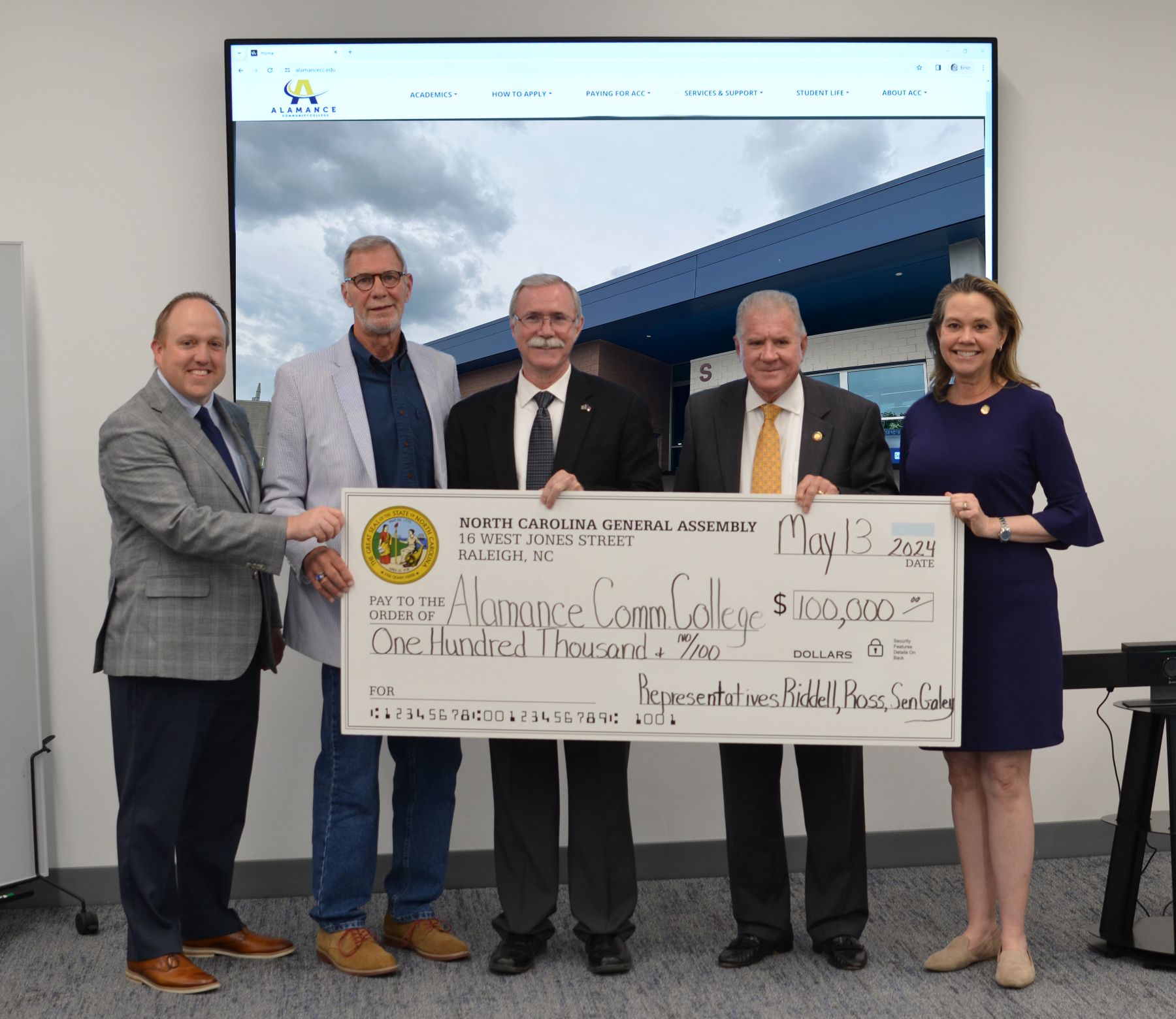 ACC Receives $100,000 General Assembly Grant to Enhance Student Support Services at Dillingham ...